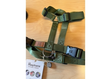 Harness Green- size M - webbing defect